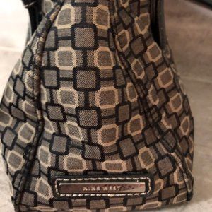 Nine West | Bags | Nine West Beigeblack Shoulder Bag | Poshmark